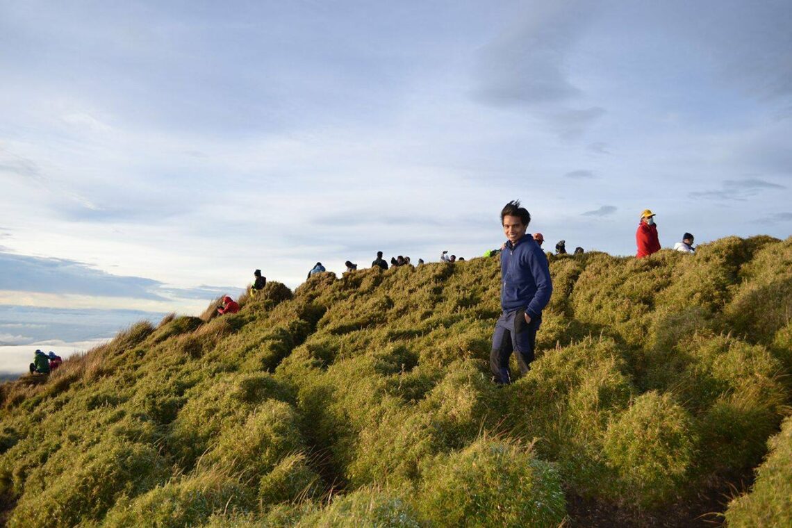 Mt. Pulag Climb Guide (Itinerary + Tips)