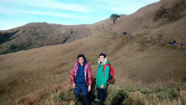 Mt. Pulag Climb Guide (Itinerary + Tips)
