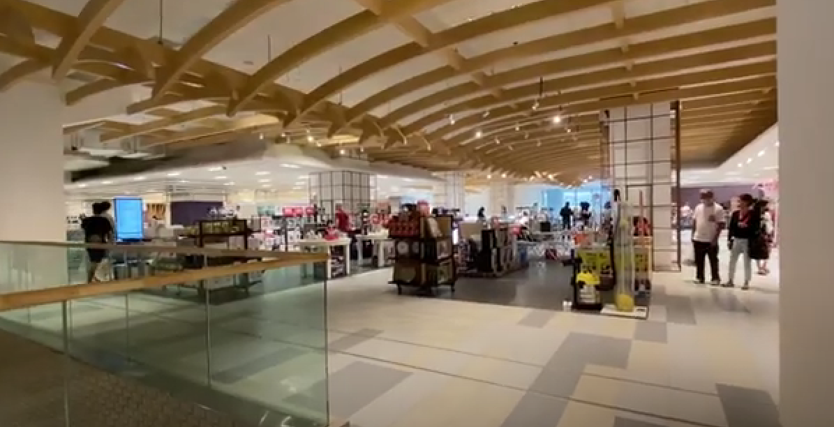 Mitsukoshi Mall